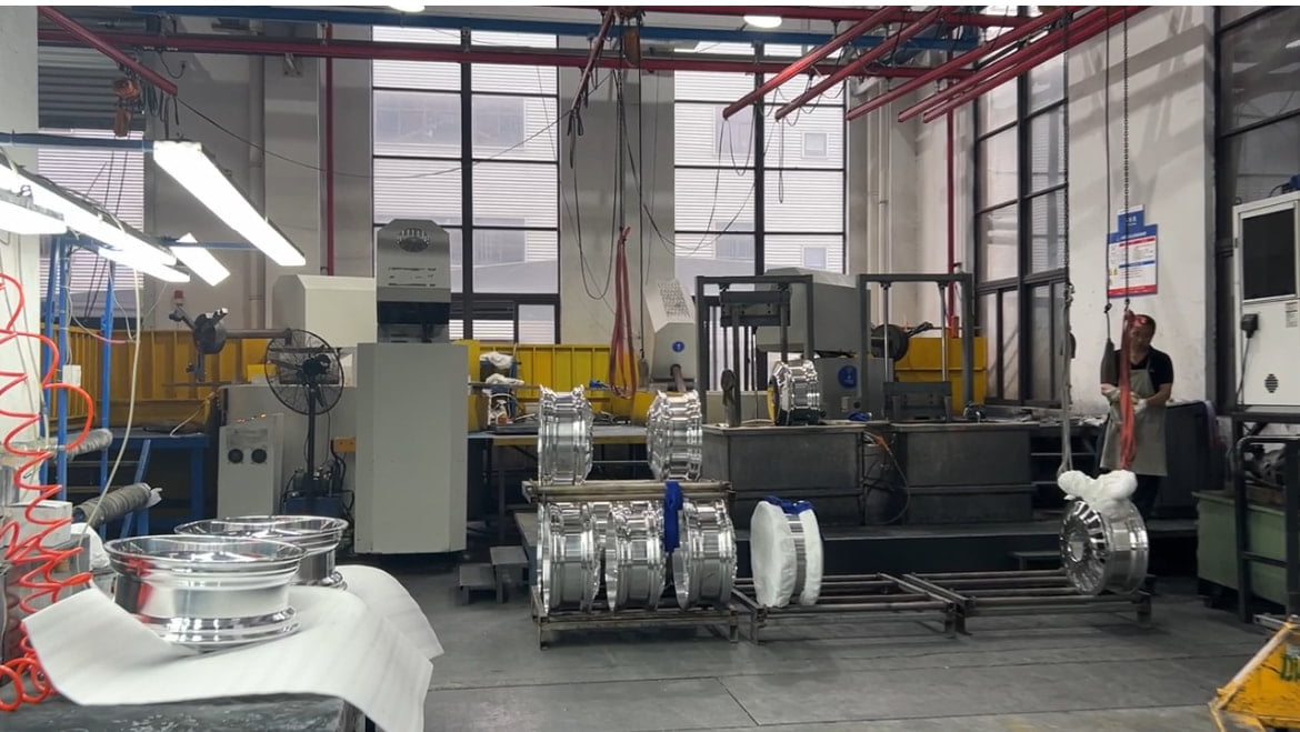 Rotary Ceramic Polishing Machine In Factory - Hua Qing Grinding ...